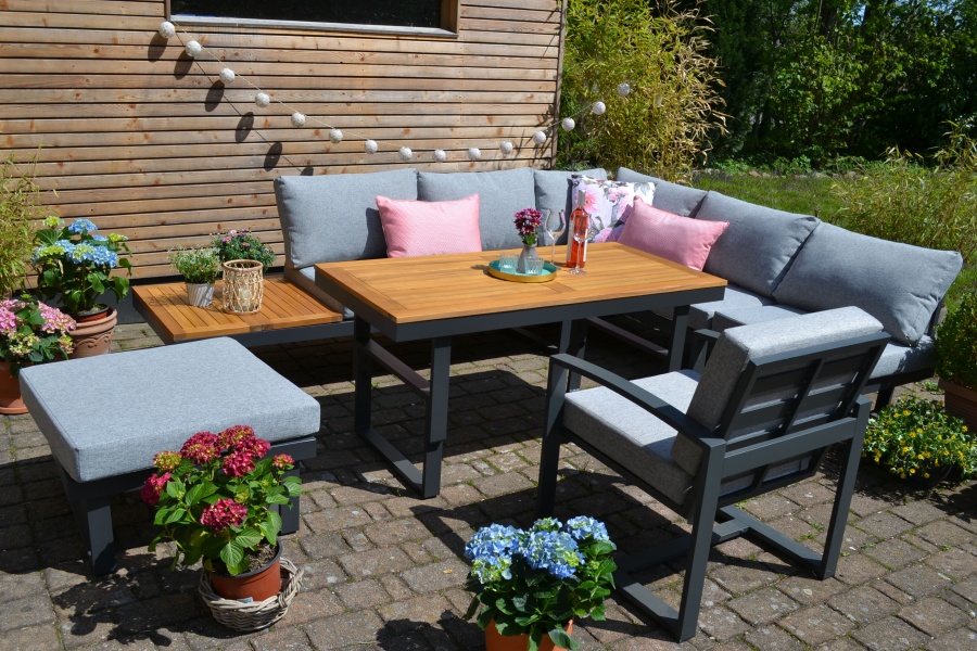 Lounge Sessel Mit Tisch